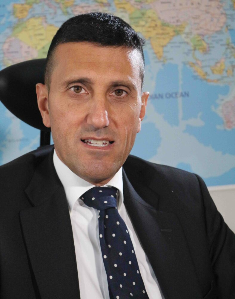 IP VAN 19 - SANDRO COSTA DIRETTORE OPERAZIONI R.T.I . – GRUPPO MEDIASET - Digital Production